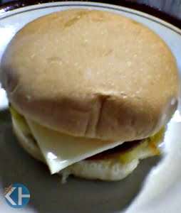 Burger Dengan Patty Ikan Lele - kabarhandayani.com